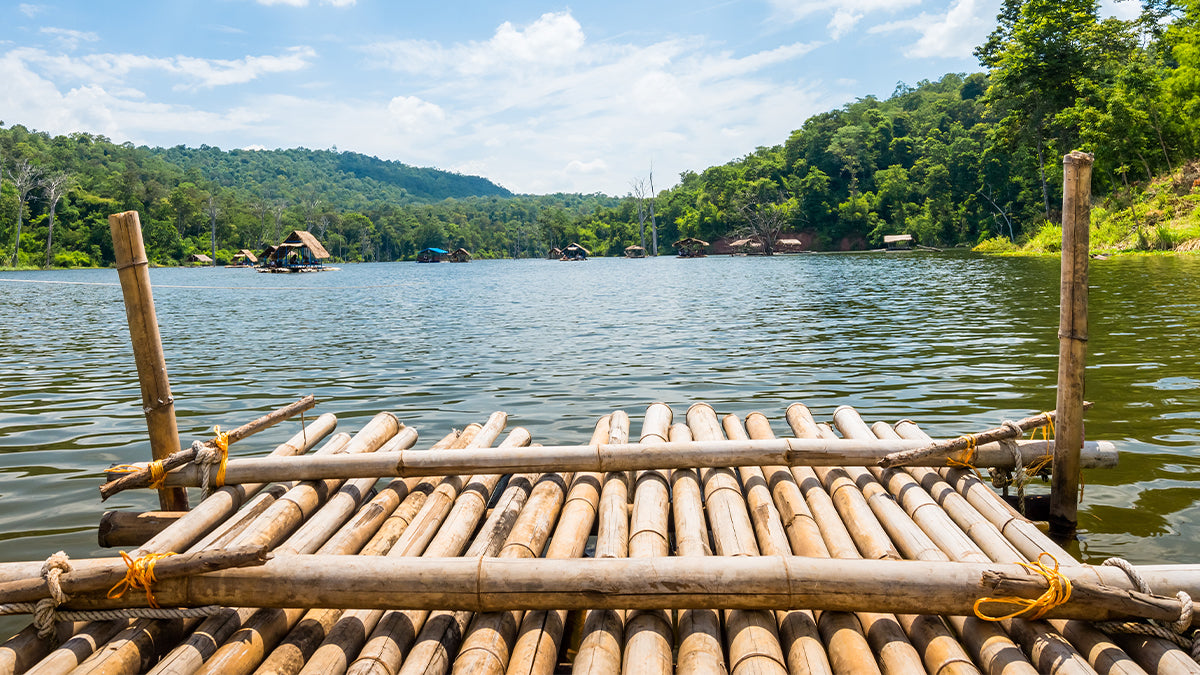 Building a Functional Raft for River and Lake Crossings – Camping Survival